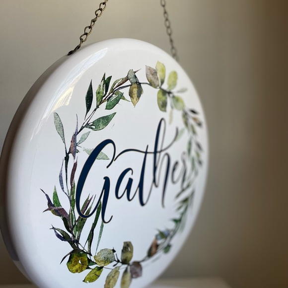 Accents | Gather Tin Round Wall Display | Poshmark